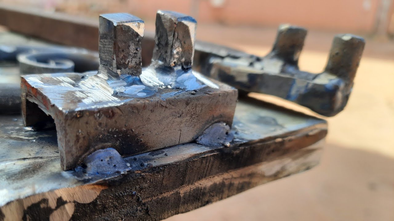 Learn how to make a hand tool for bending iron