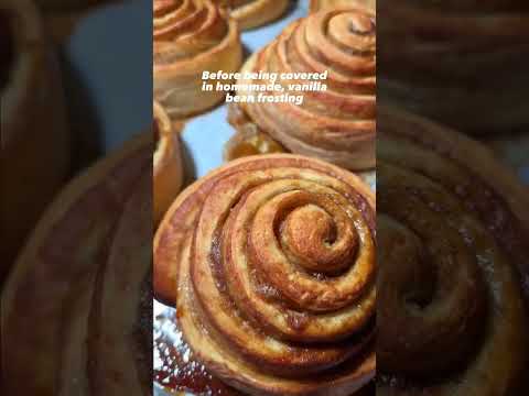 Richter Bakhaus by Richter Boerne Drool-worthy, TX-size Cinnamon Rolls! #traveltexas #boernetx