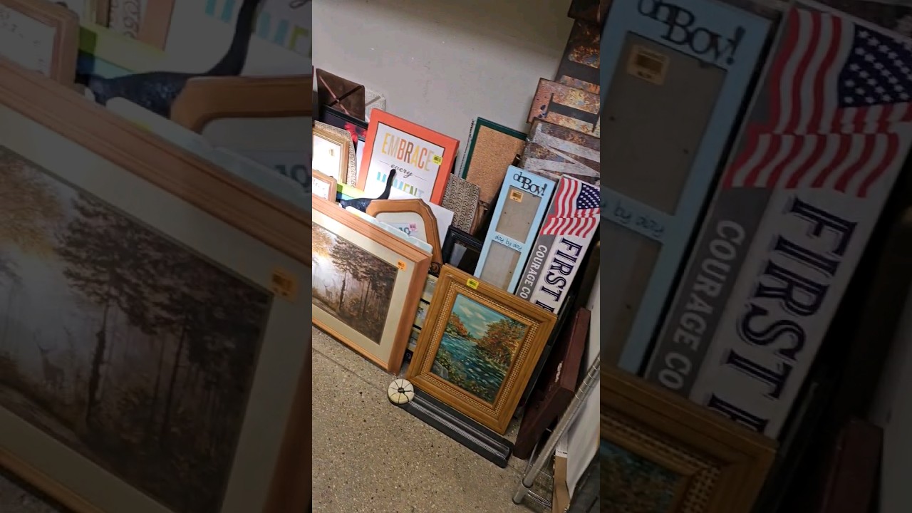 Original paint THRIFT SCORE! #homedecor #thriftfinds #thrifted #thriftflip #art #thrifting