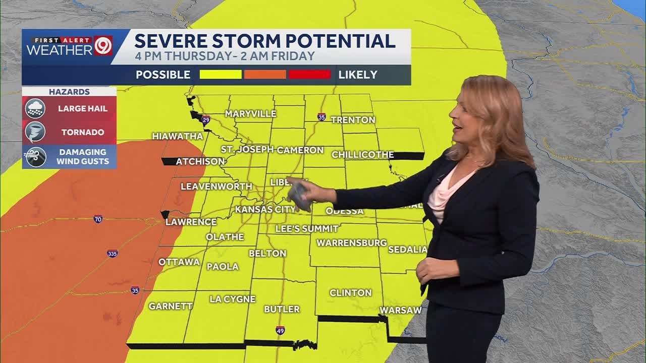 WEATHER BLOG: Risk of severe weather Thursday night into Friday morning