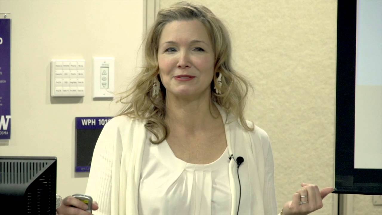 2015 Distinguished Teaching Award - Ellen Moore