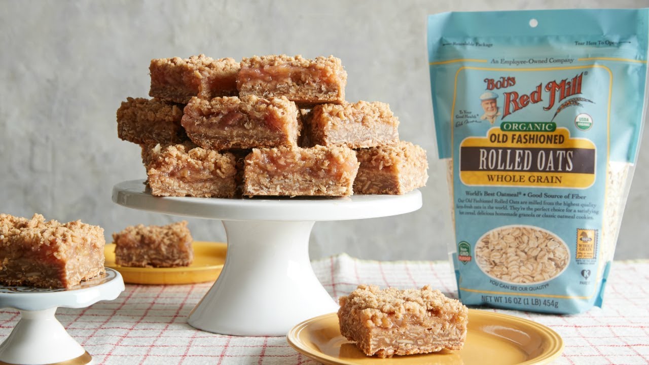 Oatmeal Crisp Rhubarb Bars Recipe