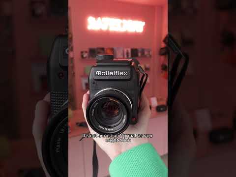 Weird cameras: Rolleiflex SL2000F