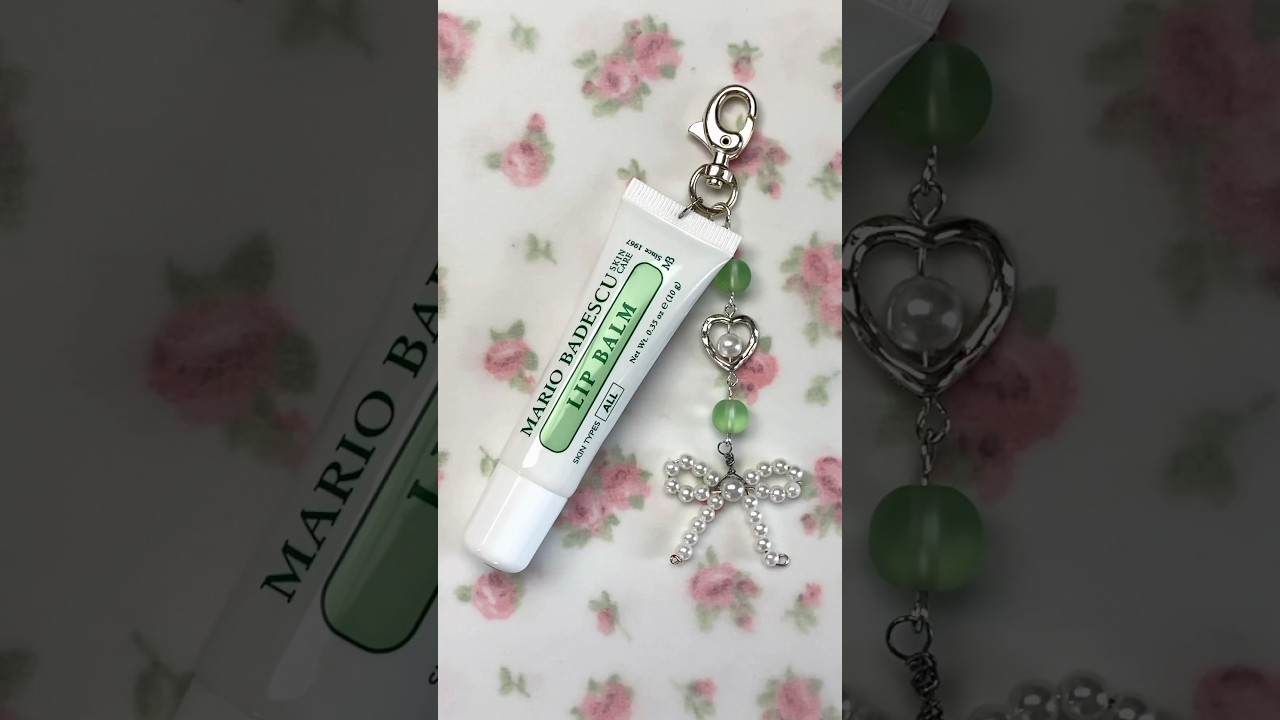 EASIEST way to make a LIP BALM KEYCHAIN! 💋🎀💄 #lipgloss #lipstick #lipbalm