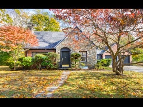 52 Middle Hwy, Barrington, RI 02806 Walkthrough Video Tour
