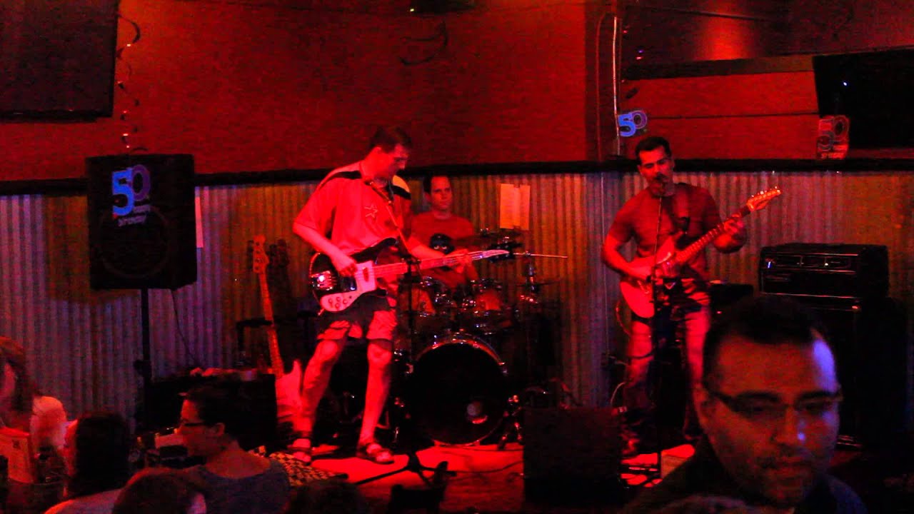 Hire Mike Galvan - Singing Guitarist in Houston, Texas