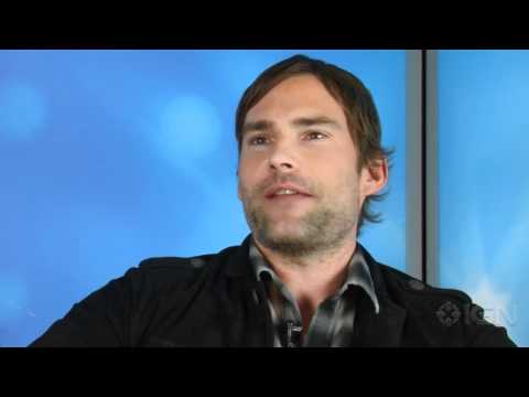 Seann William Scott on Punching Liev Schreiber in Goon