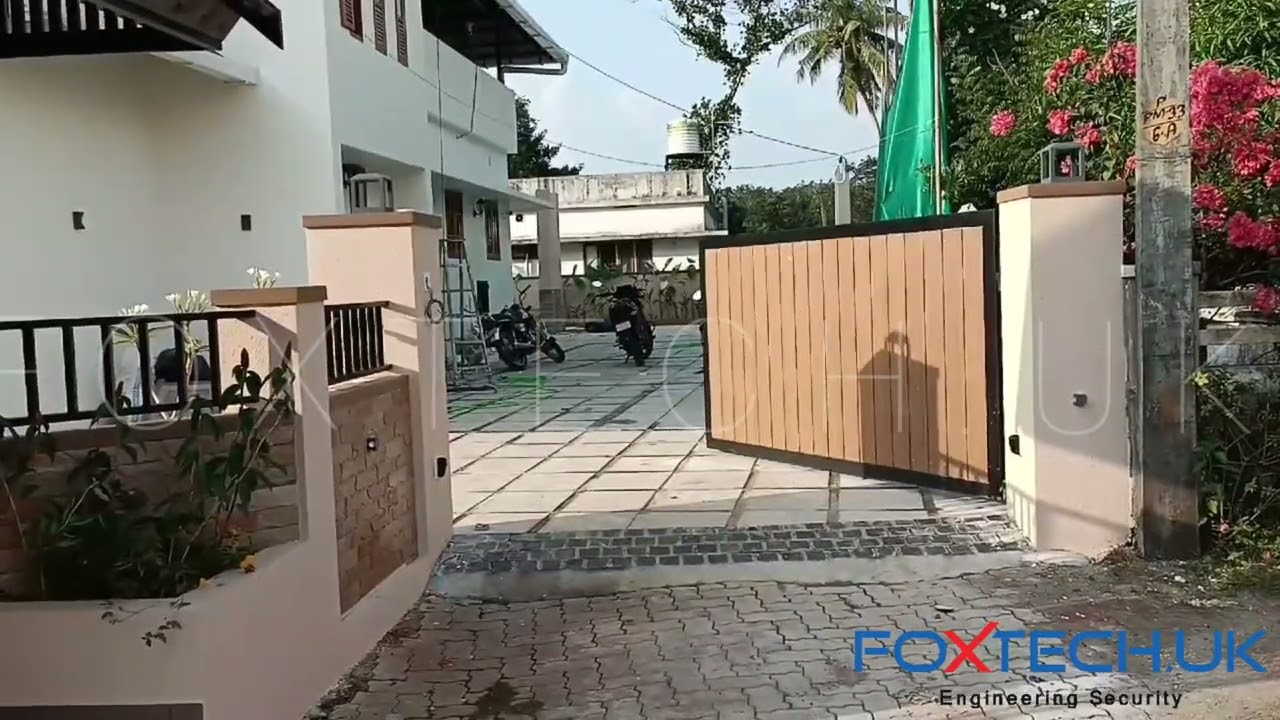 Foxtech RM 600 Roller Gate Opener: Smooth & Reliable Operation