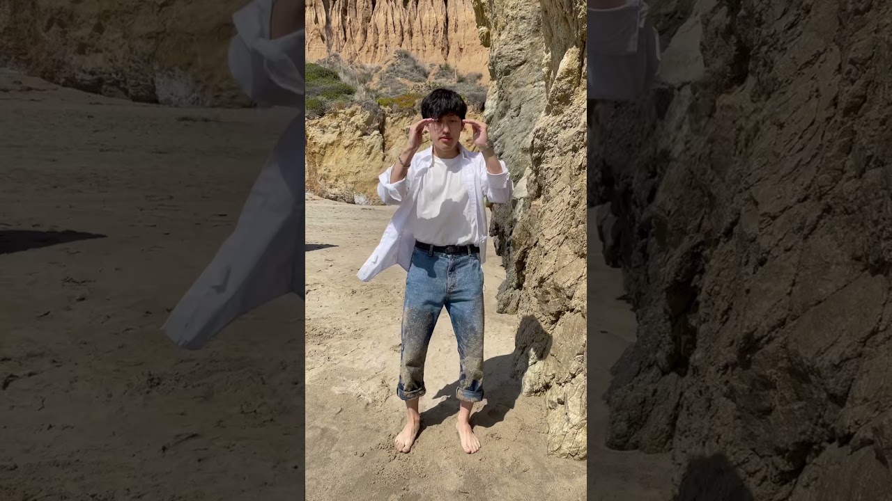 3 Poses for the Beach with your Bikini #Shorts