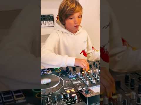 THIS KID DJ HAS TALENT 🔥🎶 [via dj.elfigo/TT] | MUCHMUSIC
