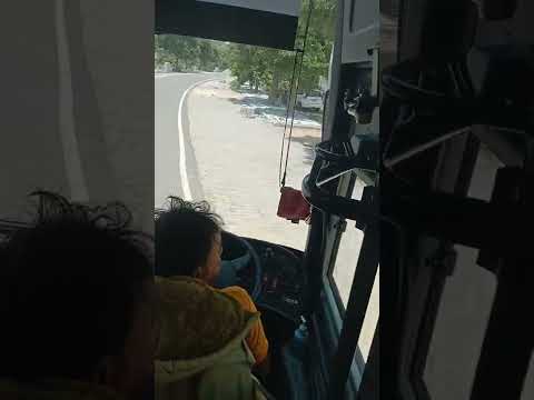 Om travels traviling lovers π₯π₯π₯ Volvo luxury bus new whatsapp status#short #viral #shortvideo#viral