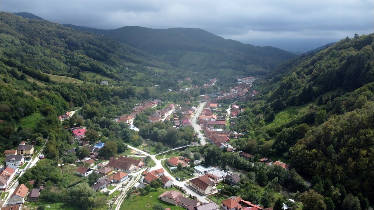 (VIDEO) Valoroasele cariere de marmură din Munții Poiana Ruscă | Ziarul ...