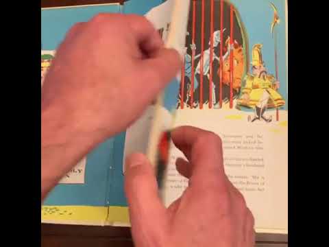 Wizard of Oz book - Oversized edition illustrated by Dick Martin. 1961. RareOzBooks.com