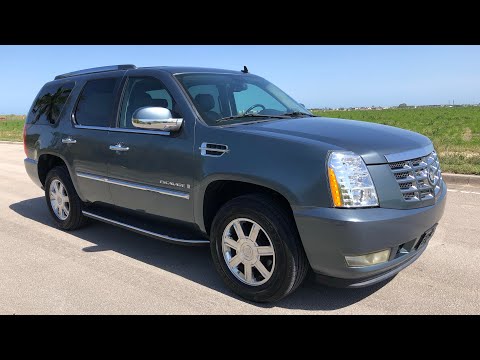 2008 Cadillac Escalade rare stealth grey with only 76k original miles for auction