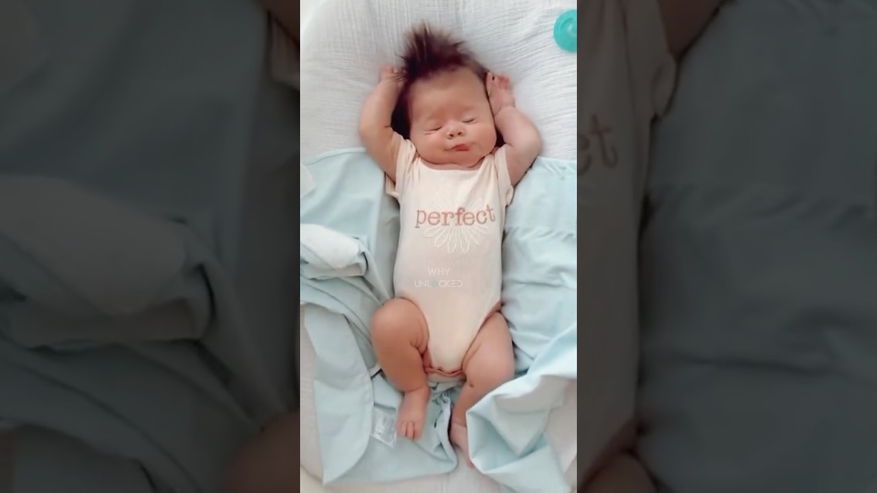 Why People Swaddle NewBorn? 🤔