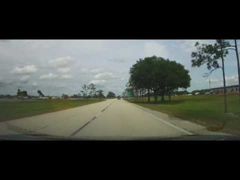 Driving around the abandoned part of RSW Airport - Fort Myers, Florida