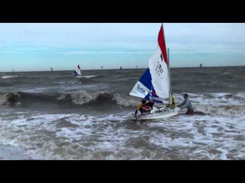 launching a Sunfish in heavy waves [video] | my2fish: a blog about ...