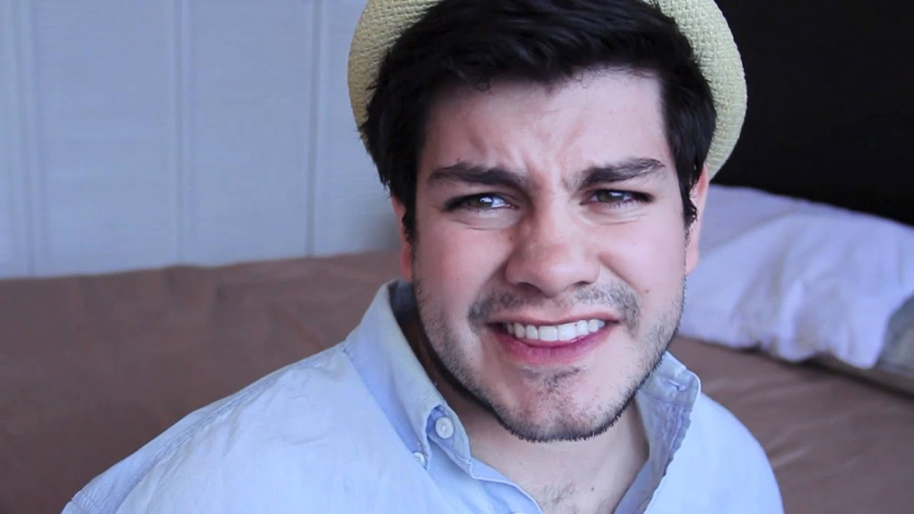 NOMBRES PROHIBIDOS Y PROBLEMAS DE HIPSTERS!