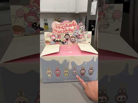 Unboxing Exciting Macaron Labubu! Trying to get the Secret π #labubuthemonsters #labubumacaron