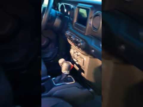 2021 Jeep Gladiator Sport Interior