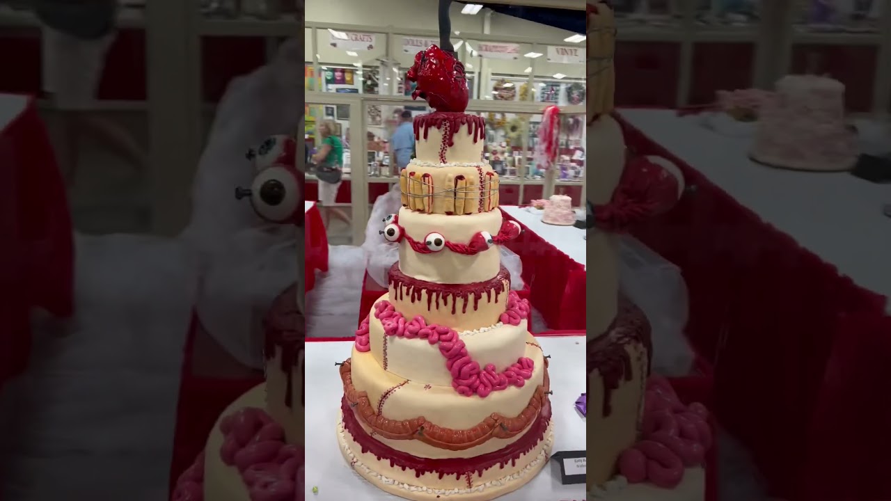 That’s a Murder House cake if I ever seen one! #cake #food #delicious #yummy #scrumptious