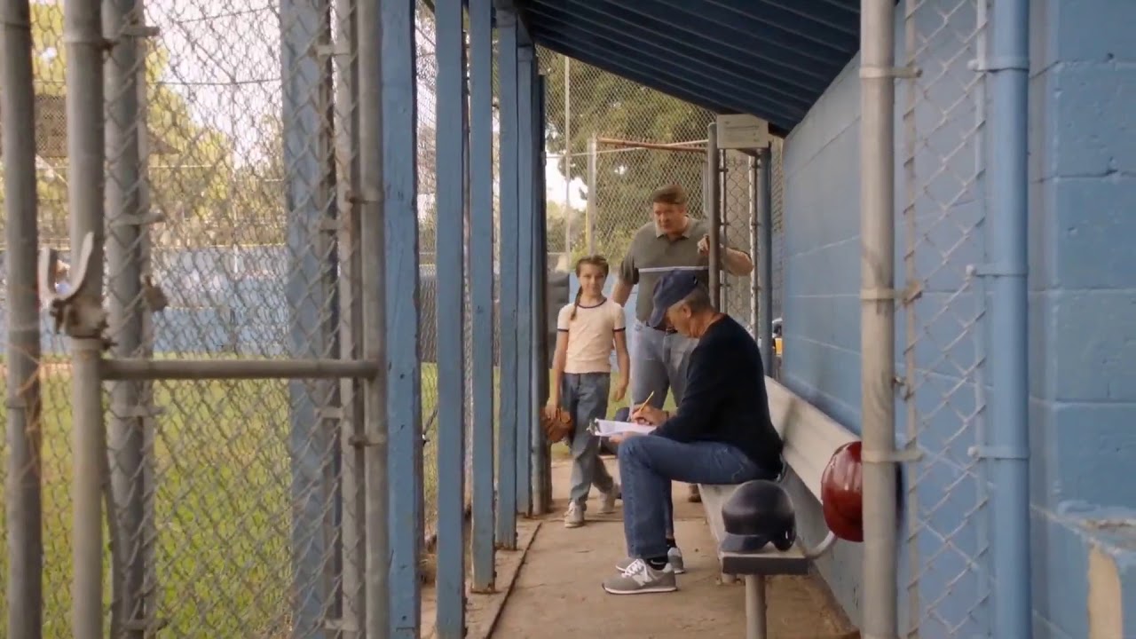 Young Sheldon S03E06 missy made it in baseball team and meemaw got a date with coach