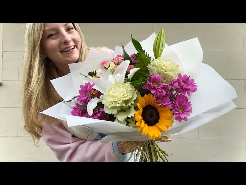 Super easy hand tied bouquet technique for beginner florists