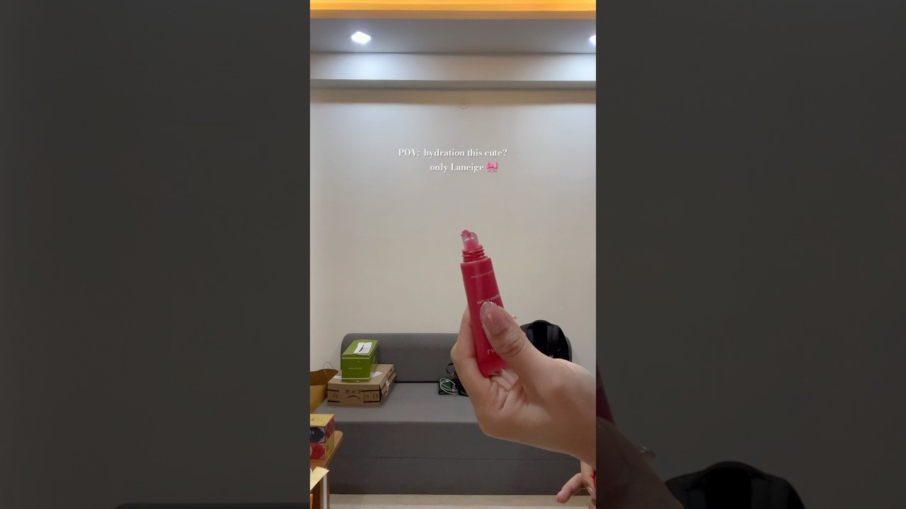 Laneige lip glowy Balm Berry fruits Rouges | 10g #reviews #unboxing #myntrafinds #laneige