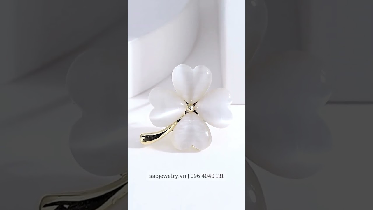 Ghim cài áo cỏ 4 lá #ghim #cài_áo #jewelry #fashion #ghim_cài_áo #hoa_cài_áo #shots #jewellery