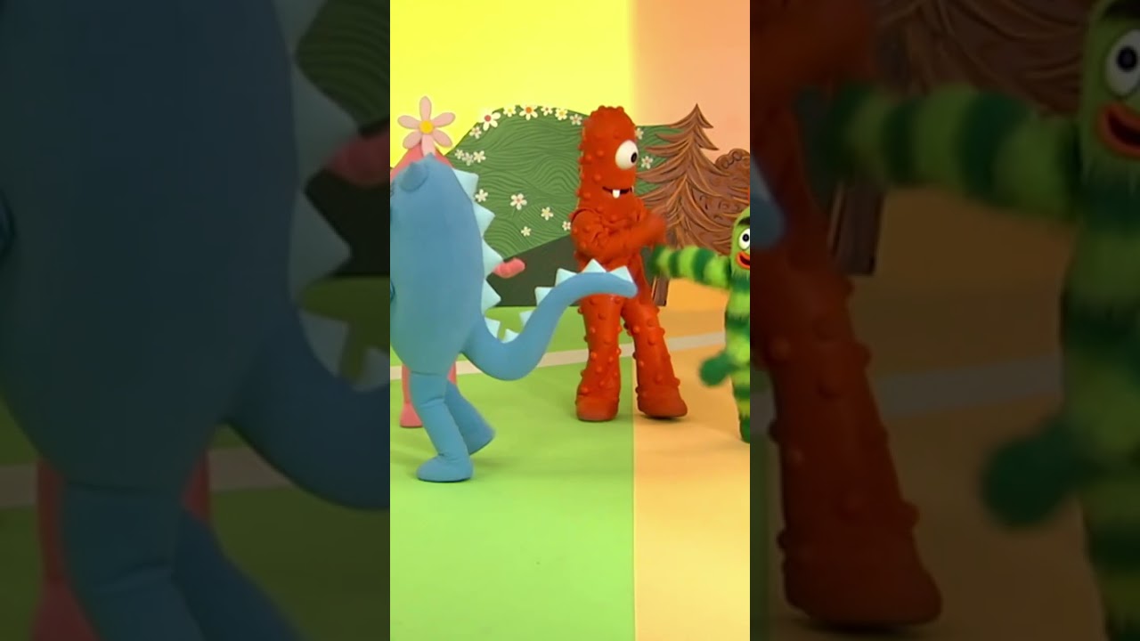 It's time to dance! 🕺🏻 Yo Gabba Gabba 1 Minute | Ep 104