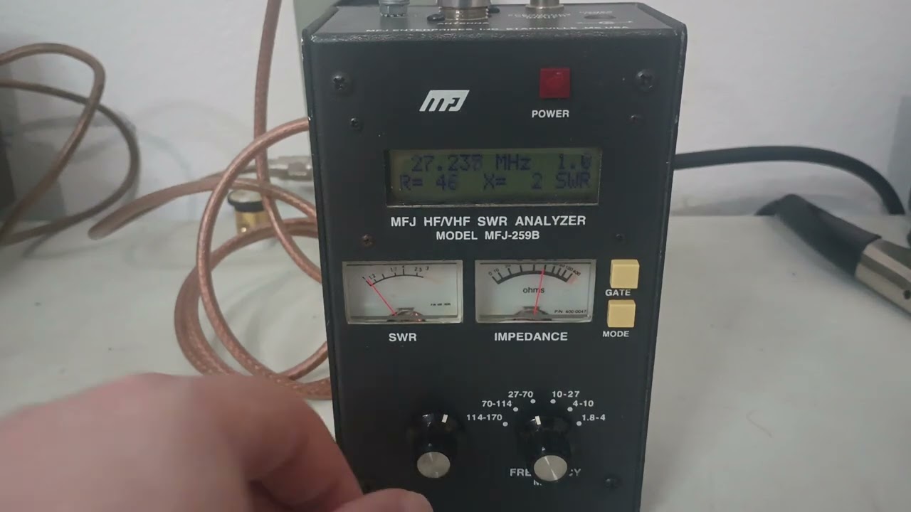 MFJ 259B Antenna analyzer, roostercb.com