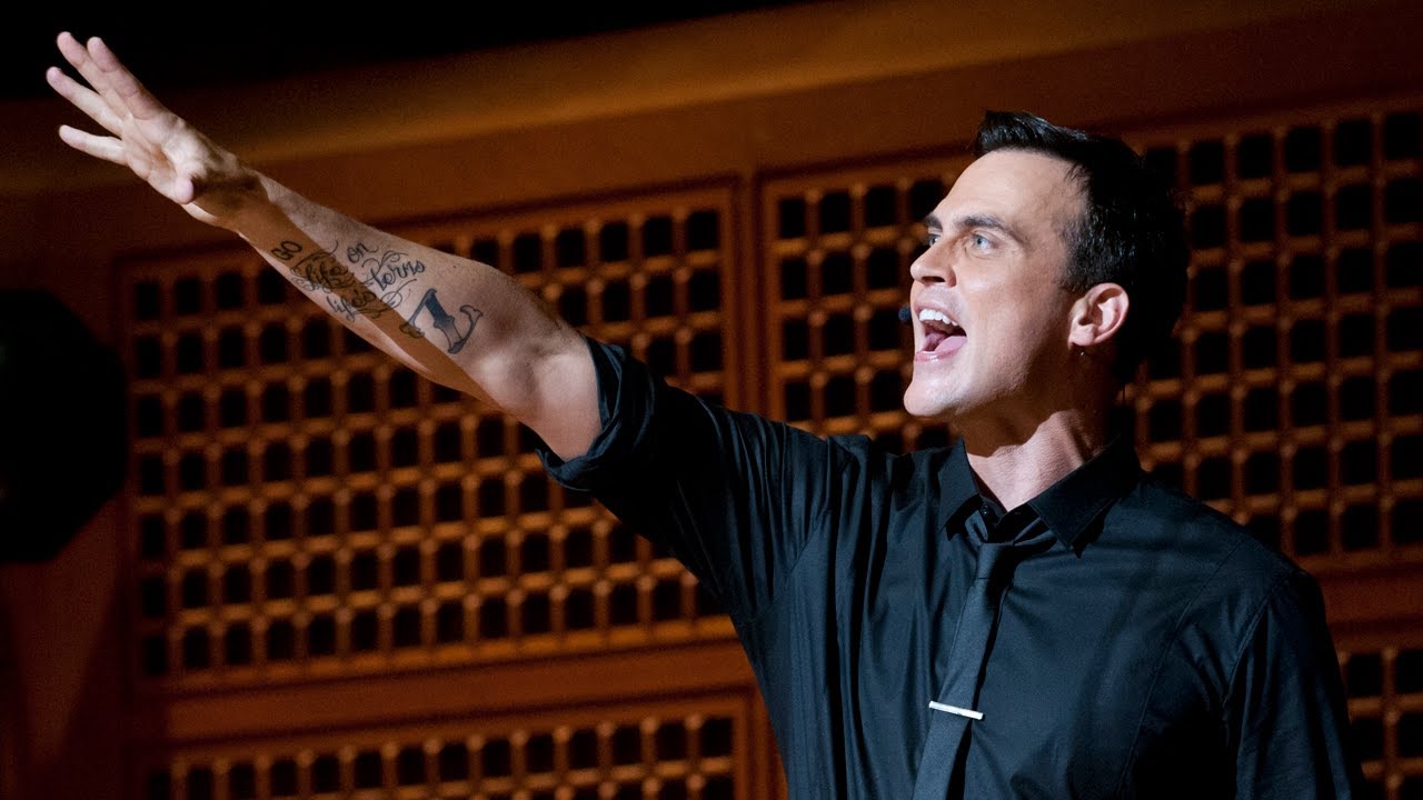 Cheyenne Jackson sings 