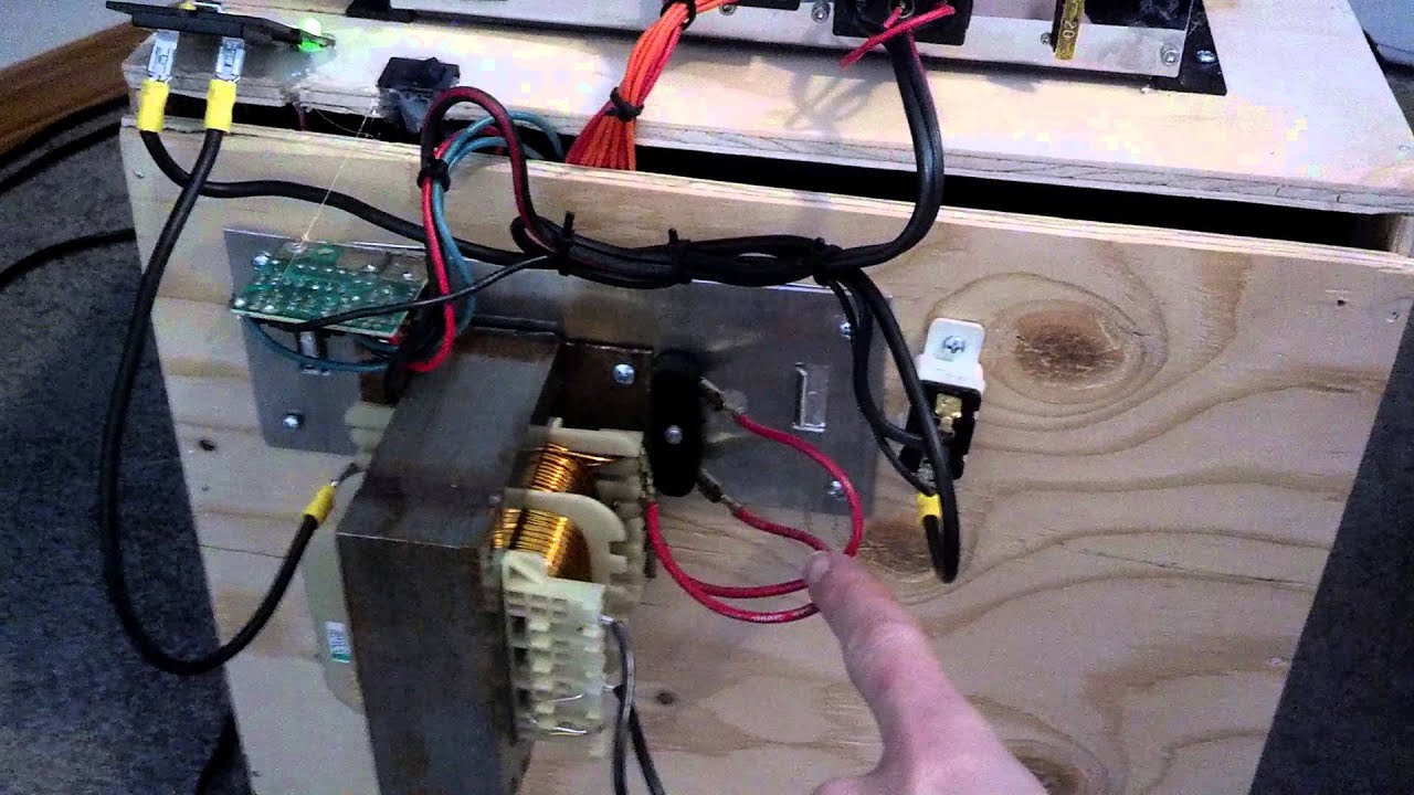 Indoor car amplifier using 12v battery charger