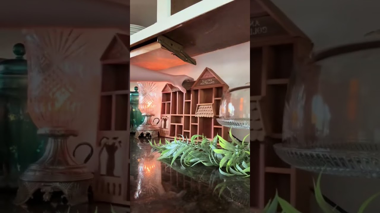 Unboxing Adorable house trinket shelf