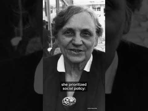Marie Juchacz made history—as the first female politician to hold a speech in the German Reichstag.