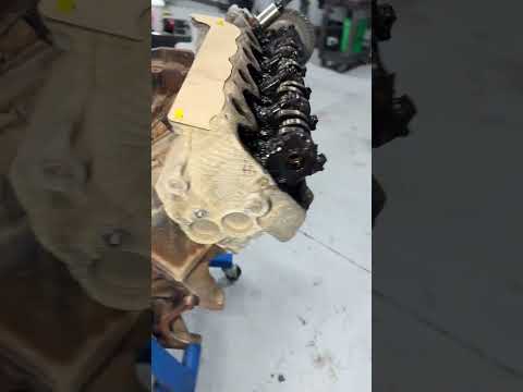 This is What Happens When You Don’t Change Your Oil… #shorts