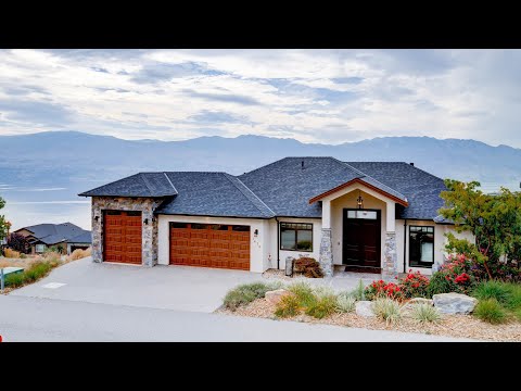1474 Pinot noir // Okanagan Luxury Home