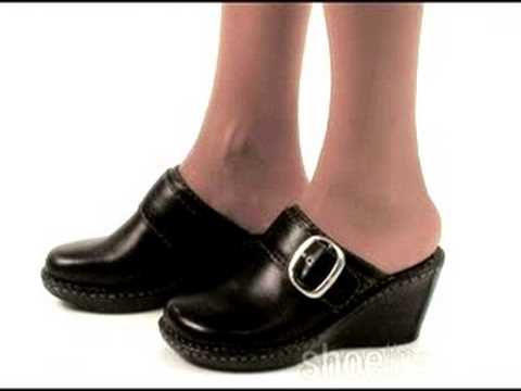 Born Shoes-Women's Casual Shoes: Born Caddie