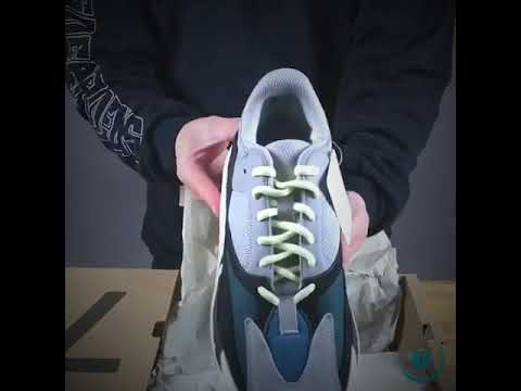 Giày thể thao YEEZY BOOST 700 wave runner xám xanh