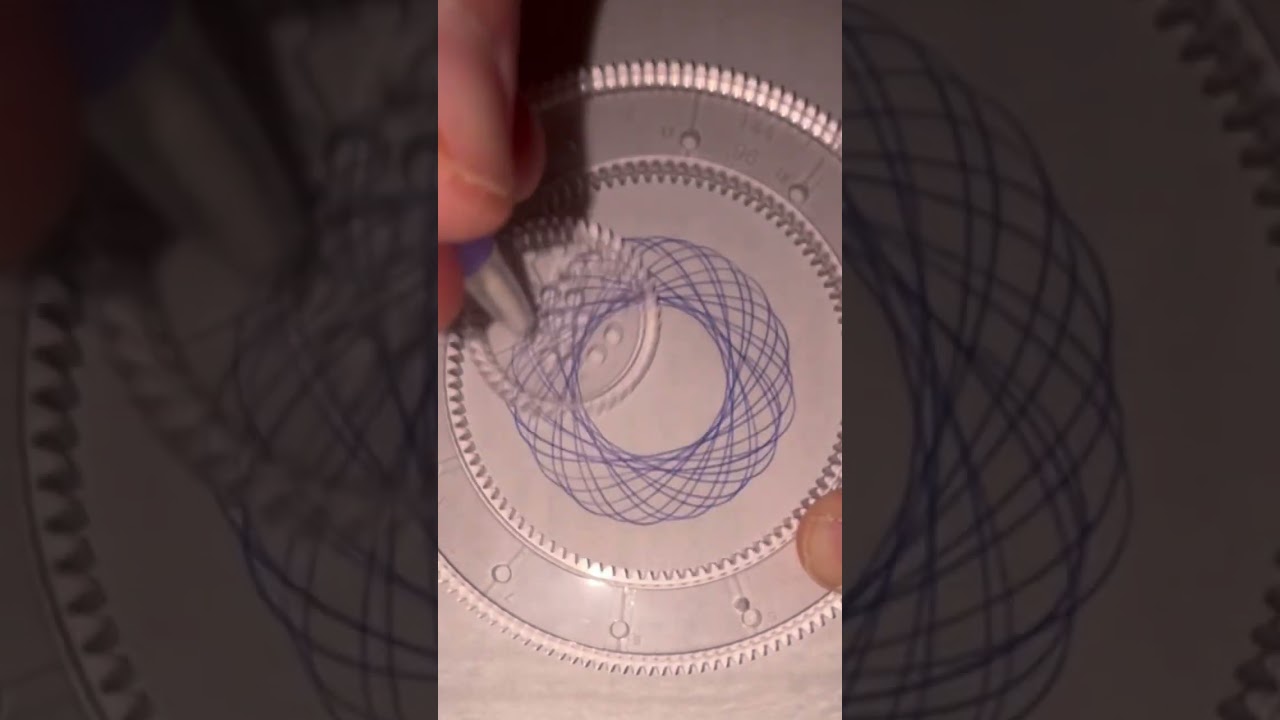 Spirograph Tips: Tricks for Perfect Shapes#shorts