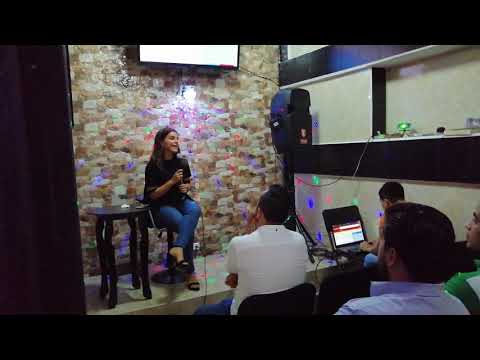 Pastora Mary Castillo en la iglesia For Grace Parte 1