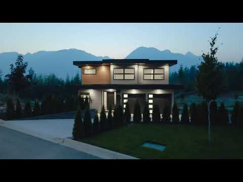 2914 Huckleberry Dr