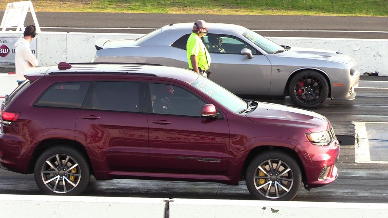 Dodge Challenger Hellcat Drag Races Jeep Grand Cherokee Trackhawk, Gets ...