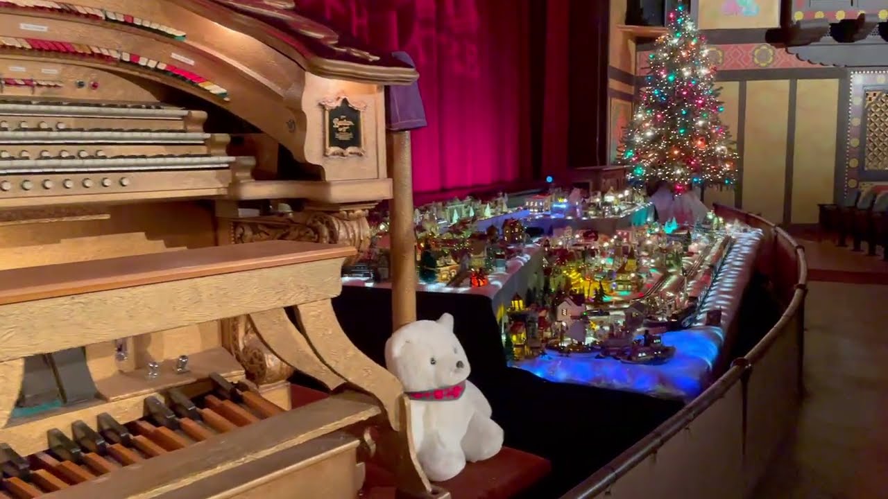 Redford Theatre Christmas Trains & Village Display 2025