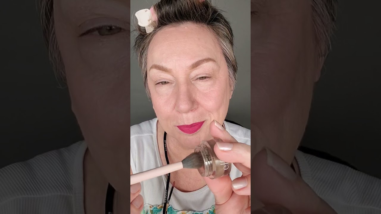 Genius Pomade Hacks Every Woman Over 50 Should Know❤️