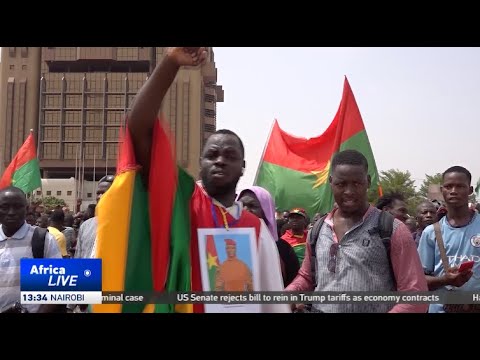 Thousands gather in Ouagadougou to support Burkina Faso President Traore