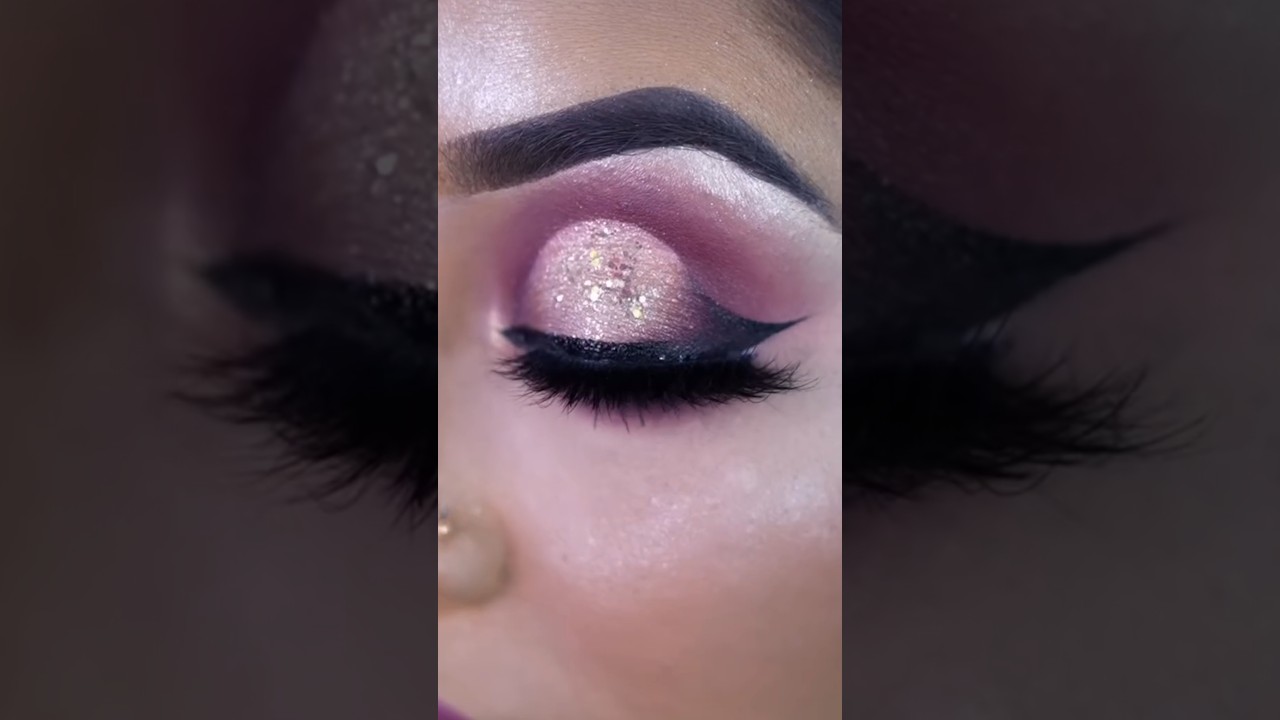 HALO EYE MAKEUP TUTORIAL ✨🦋 #shorts #eyemakeup #viralvideo #trending #trendingshorts #shortvideo