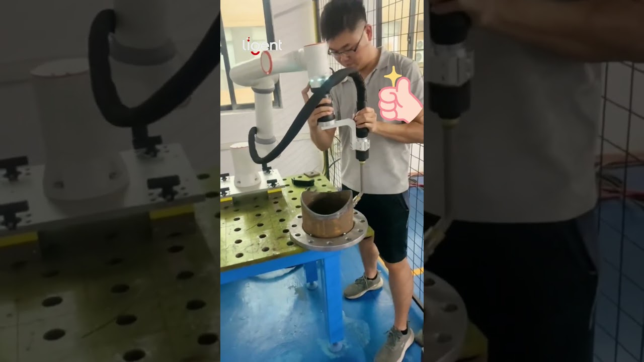 Cobot robots that do not require programming, the future trend of welding.#welding #weldingrobot