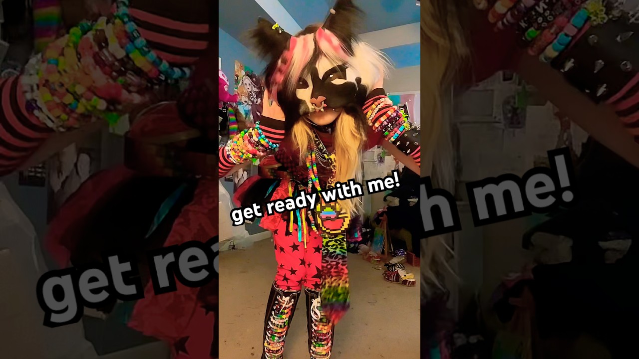 i 🩷 my new pants! #scene #kandi #therian #theriantropy #emo #fashion #plur