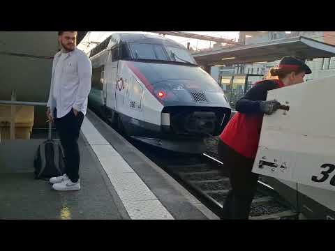 #Raccordement de train TGV InOui à Poitiers trains Bordeaux et la Rochelle vers Paris montparnasse